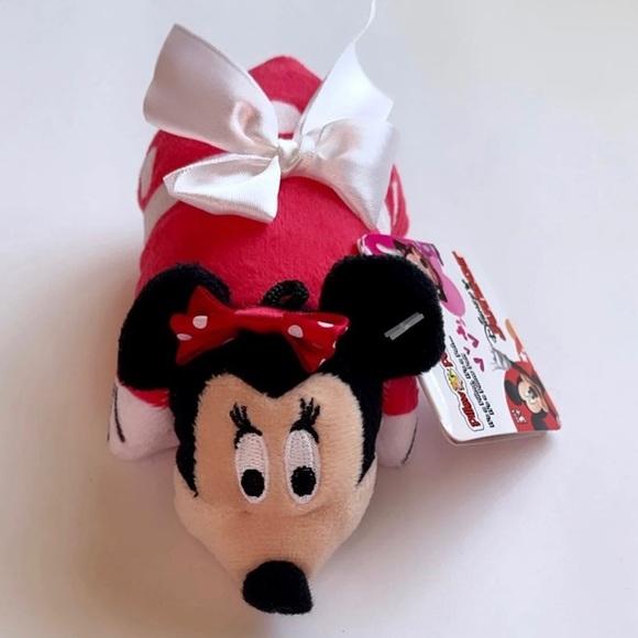Disney | Toys | Disney Minnie Mouse Tiny Pillow Pet | Poshmark